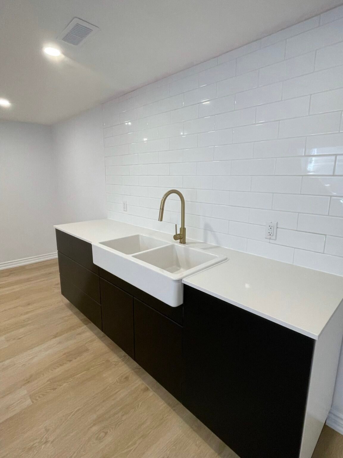 Elite Building and Construction Management - Renovations Done Right!